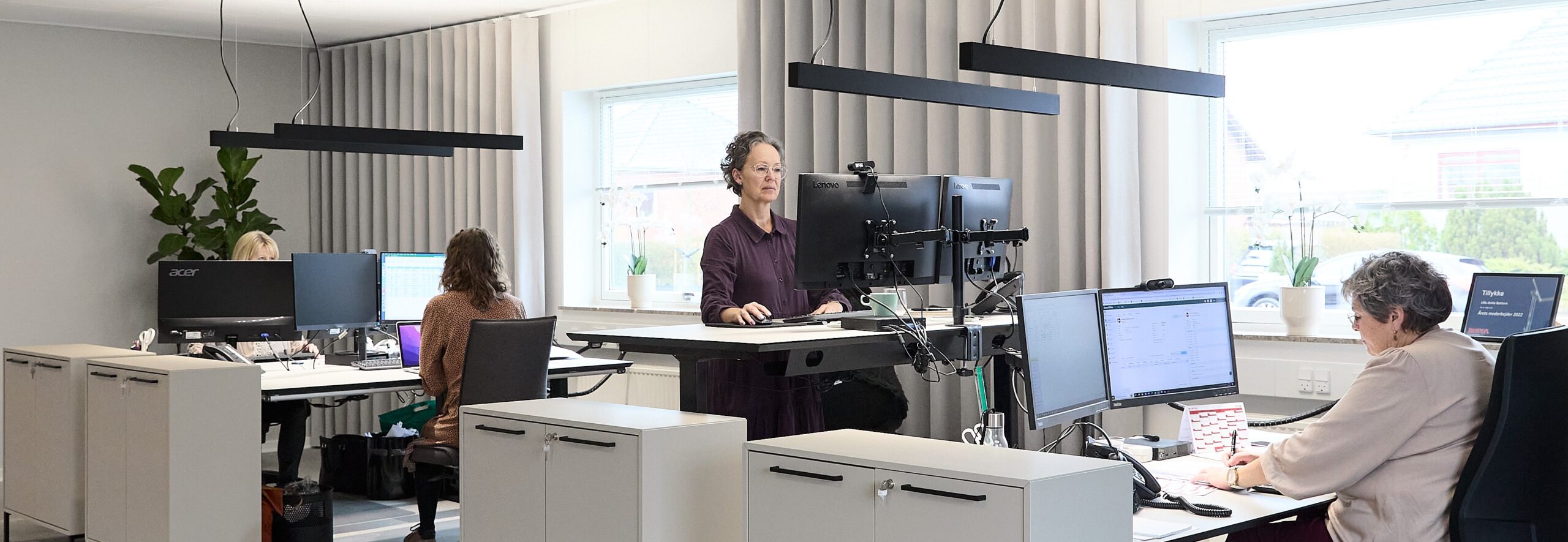 Contact us - We are always ready to help you | Ropox