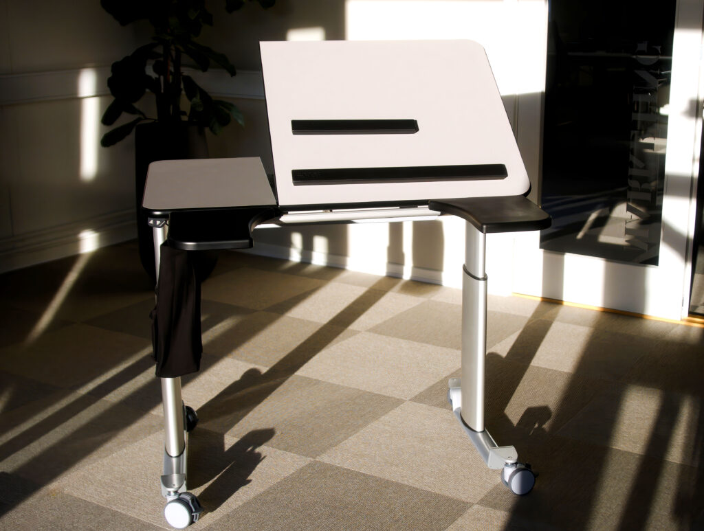 Height adjustable tables for wheelchair users | Ropox